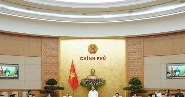 Từ Chính phủ điện tử đến Chính phủ số: 4 không và 4 có