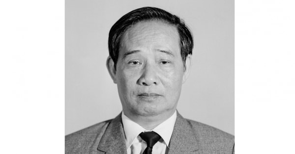 Lễ tang ông Vũ Oanh được tổ chức theo nghi thức cấp Nhà nước