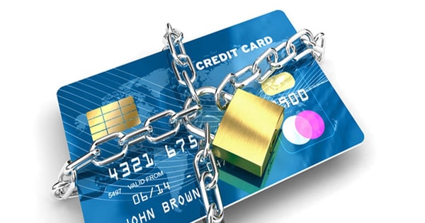 Nợ thuế bao lâu thì bị phong tỏa tài khoản ngân hàng?